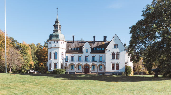 Accommodation
