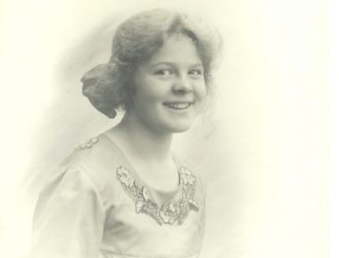 Birgit Th Sparre & Gårdarna runt sjön