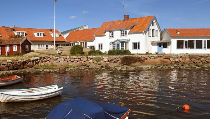 Konstskola mitt i den bohuslänska graniten